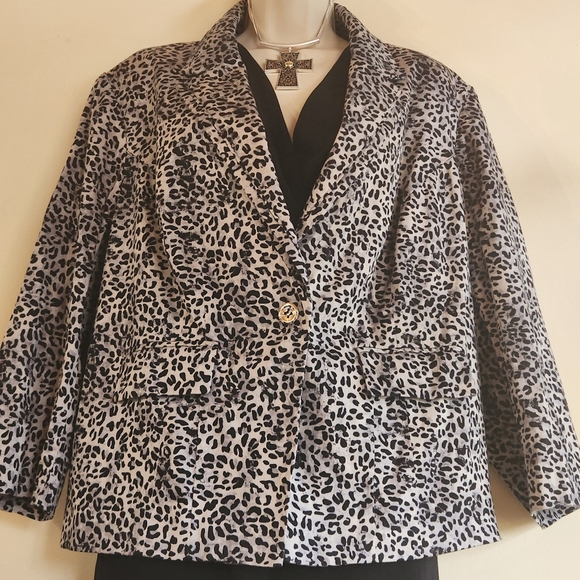 Cato | Jackets & Coats | Preowned Cato Animal Print Blazer 82 | Poshmark